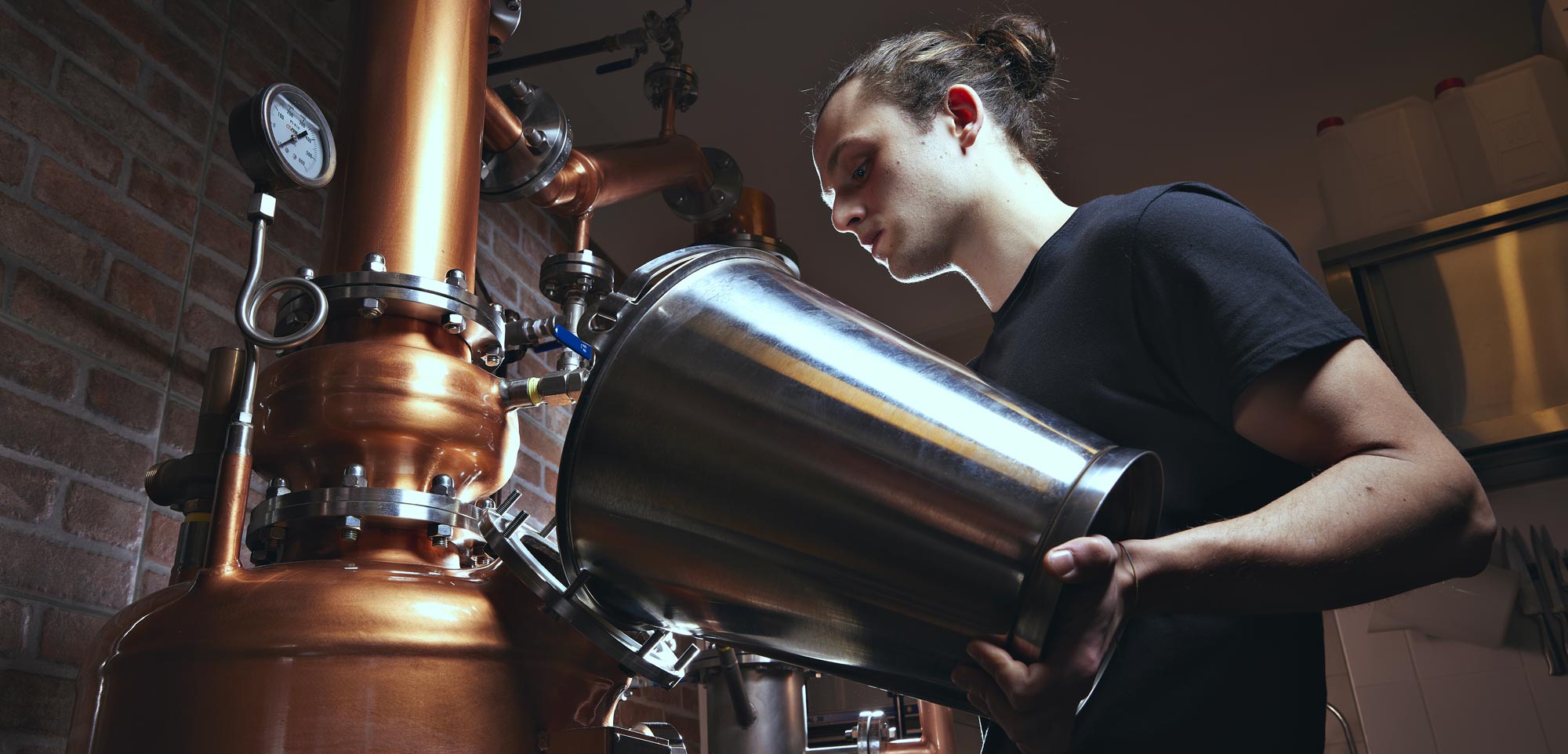 Distilleria artigianale in Toscana | Selvapura Distillery